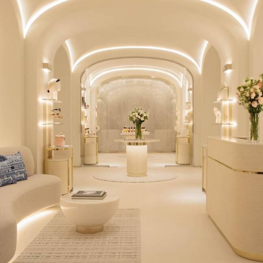 Dior Spa se renueva y reabre en París como santuario wellness - Travel ...